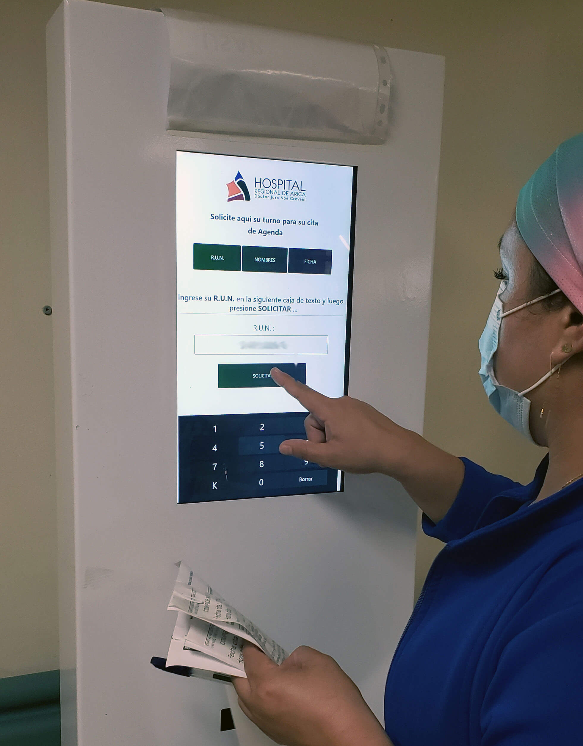 Tótem dispensará números de atención en Consultorio de Especialidades ...